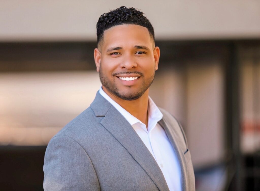 Volunteer Spotlight Devin Del Palacio - Arizona Council on Economic ...